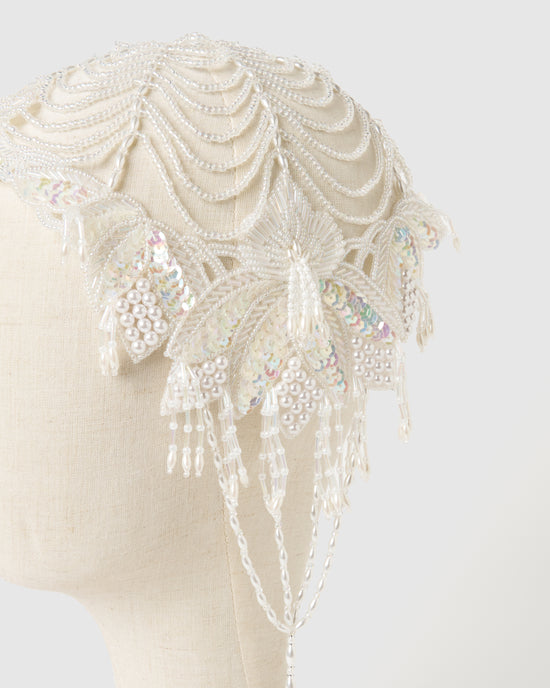 white opal scallop head dress – tanakadaisuke