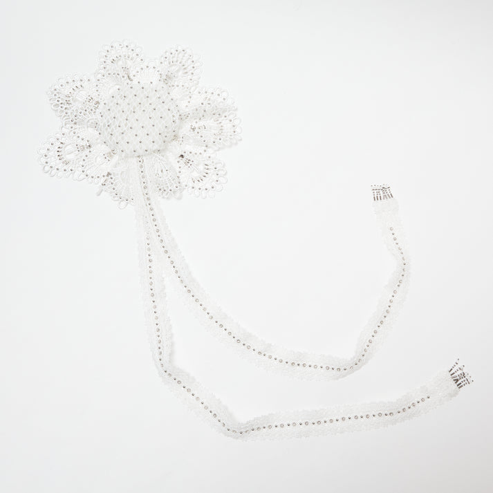 white lace bijou Chignon【Delivery in February 2023】 – tanakadaisuke