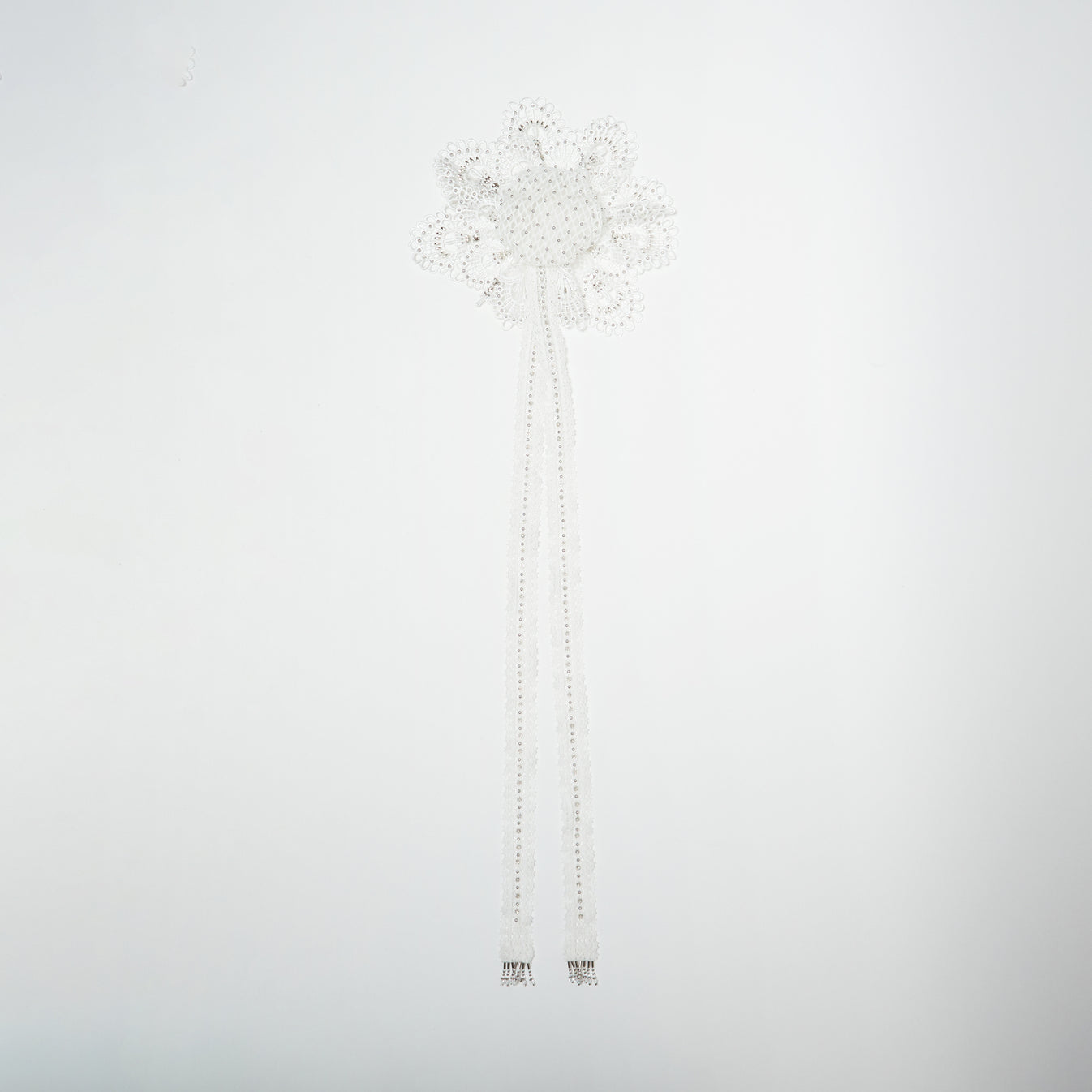 white lace bijou Chignon【Delivery in February 2023】 – tanakadaisuke
